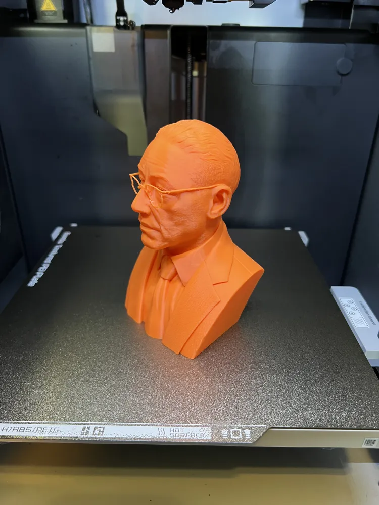 busto Gustavo Fring - Free 3D Print Model - MakerWorld