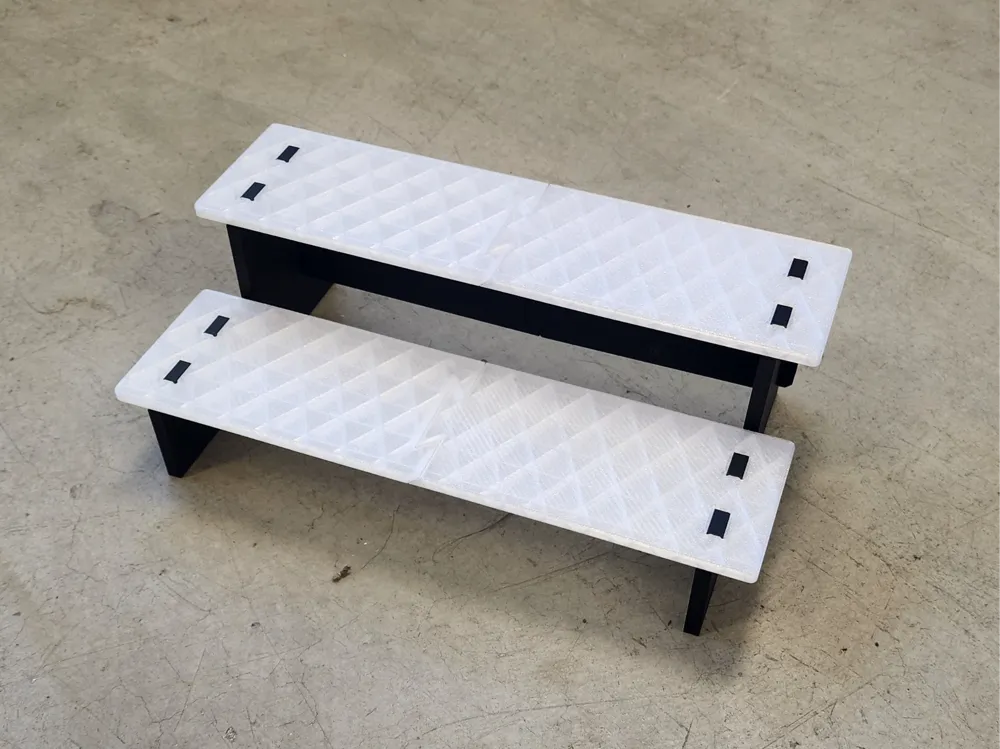 Portable Display Stand Shelf - Free 3D Print Model - MakerWorld