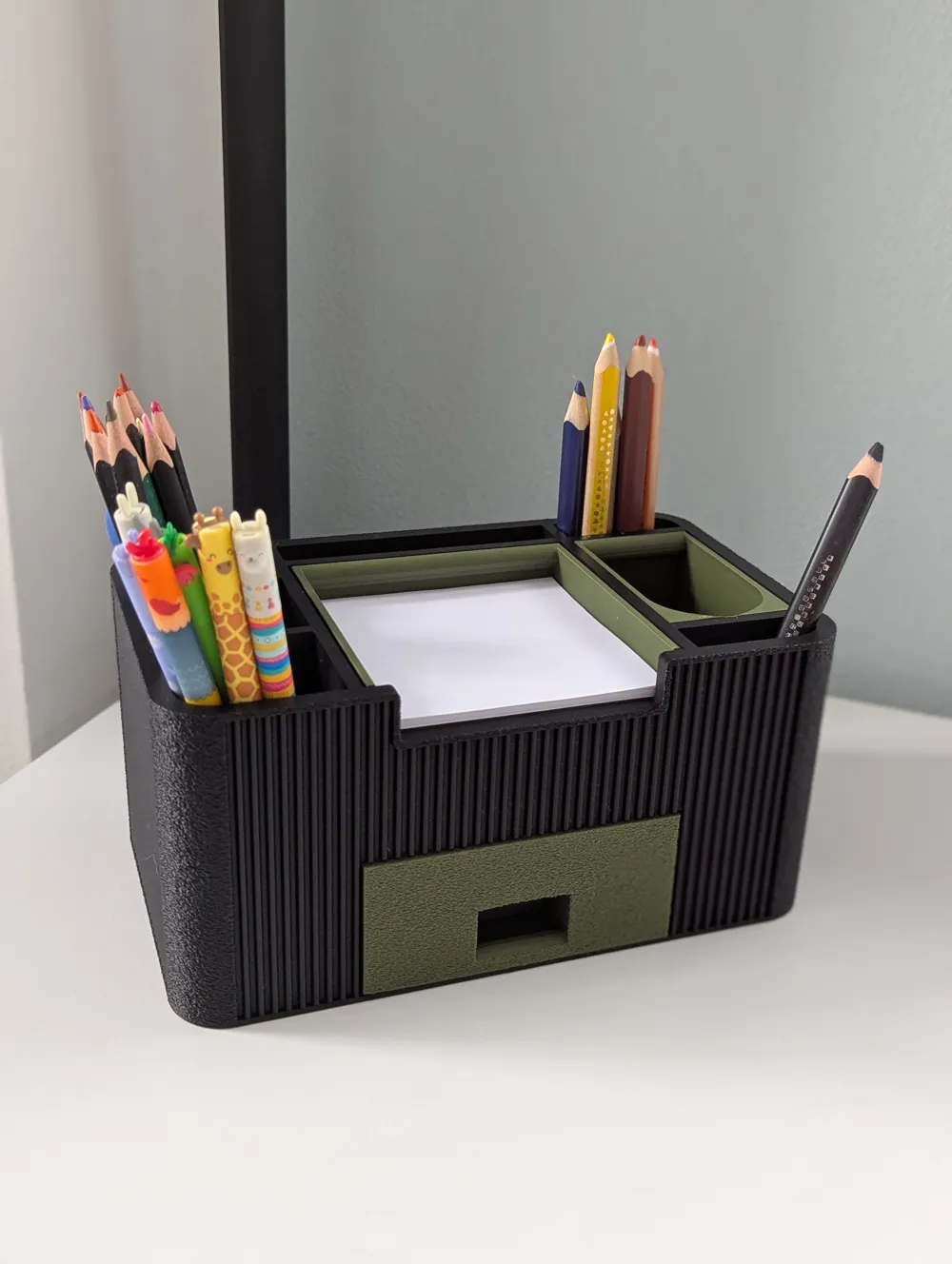 Modern desk organizer - Free 3D Print Model - MakerWorld