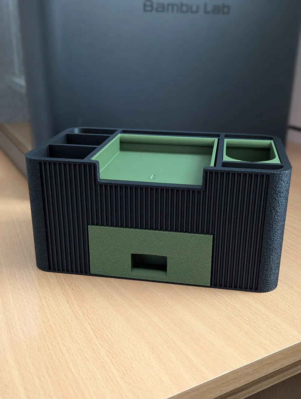 Modern desk organizer - Free 3D Print Model - MakerWorld