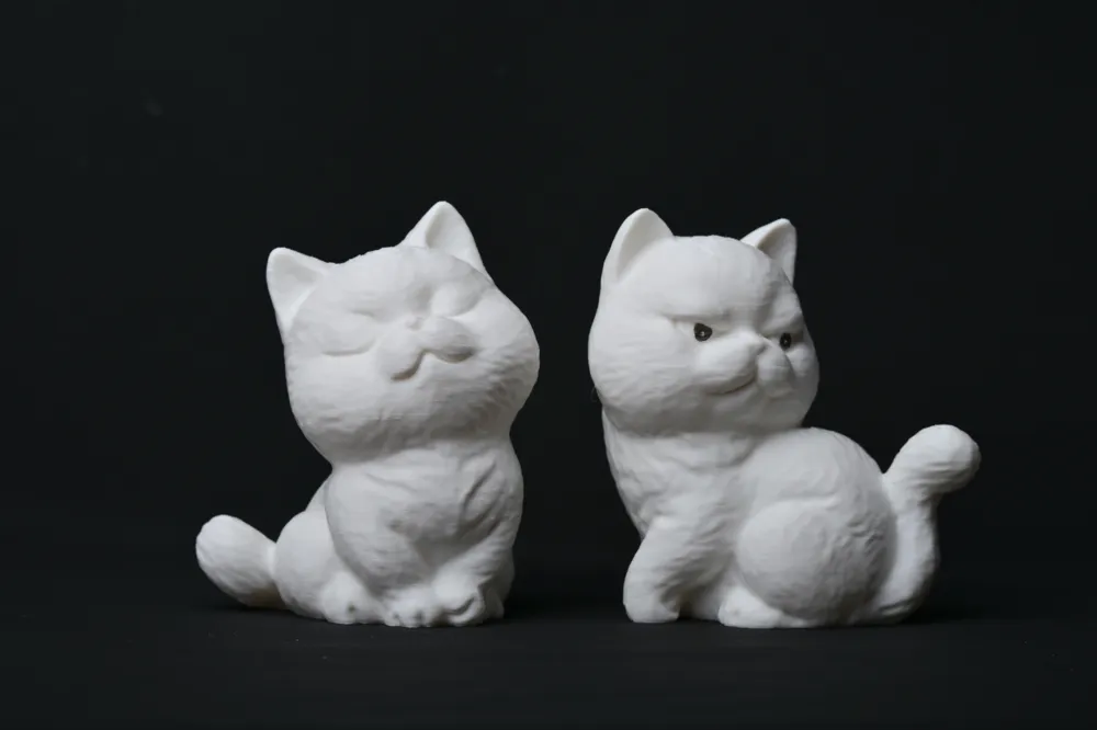 Two adorable kittens by aotuman（国际） - MakerWorld