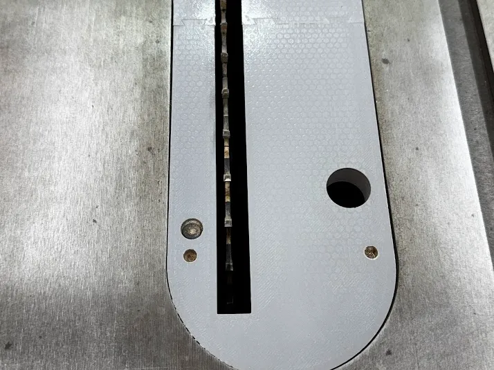 Table Saw Insert - Craftsman 10 Inch - Free 3D Print Model - MakerWorld