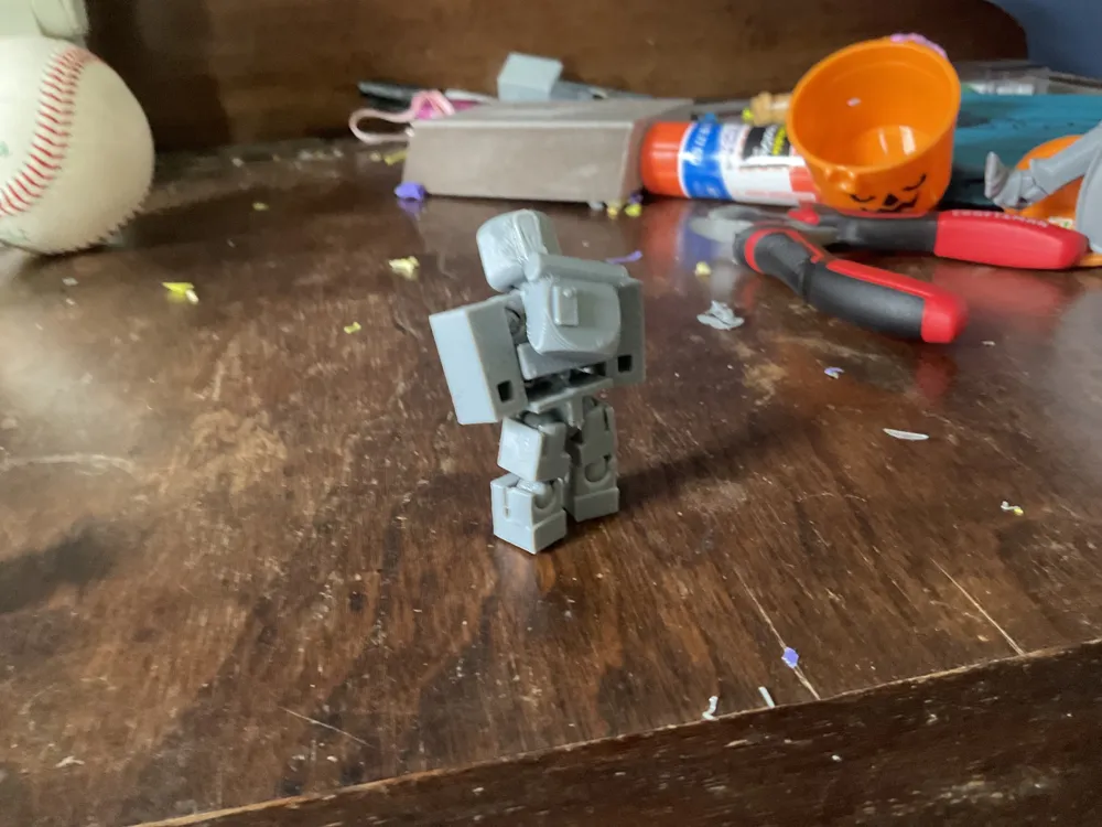 fully articulated Robloxian figure Remixed by Bcool1313 MakerWorld ...