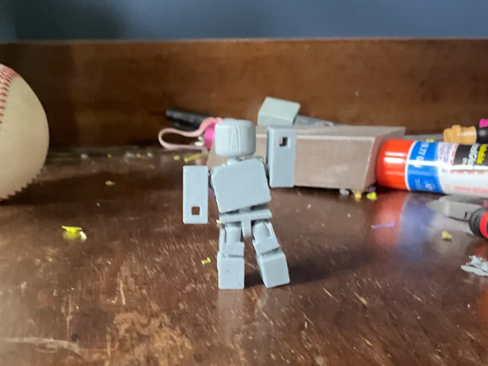 fully articulated Robloxian figure - Free 3D Print Model - MakerWorld