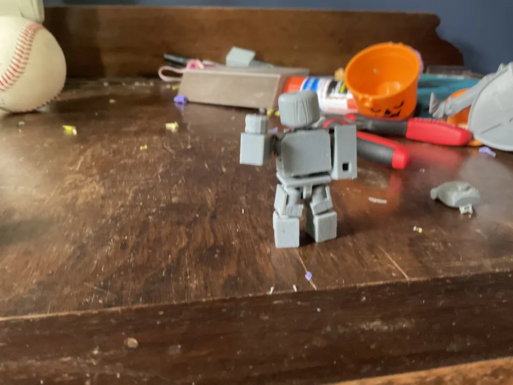 fully articulated Robloxian figure - Free 3D Print Model - MakerWorld