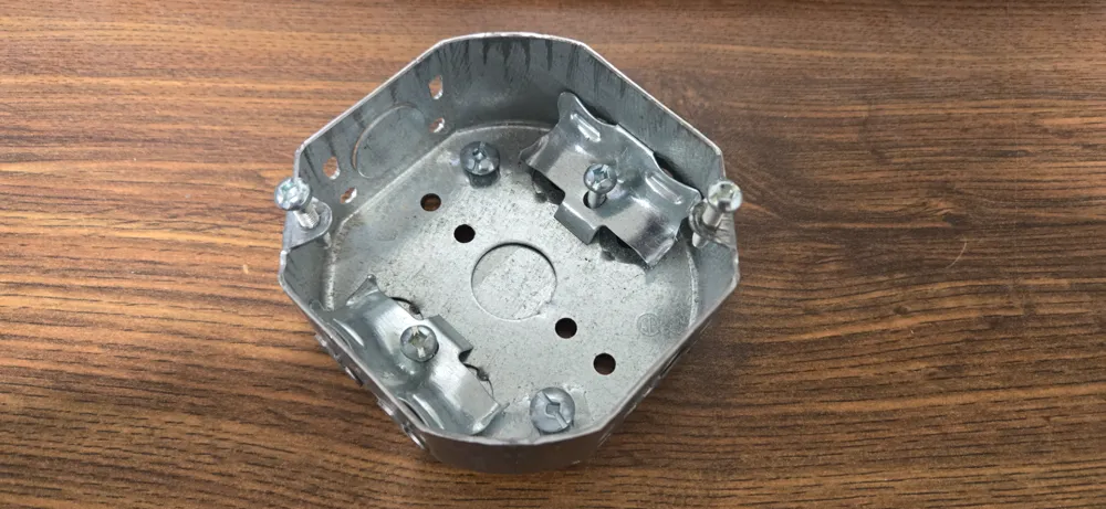 Kidde Model i9070 fitment ring for 4" junction box by Charl Pohlmann ...