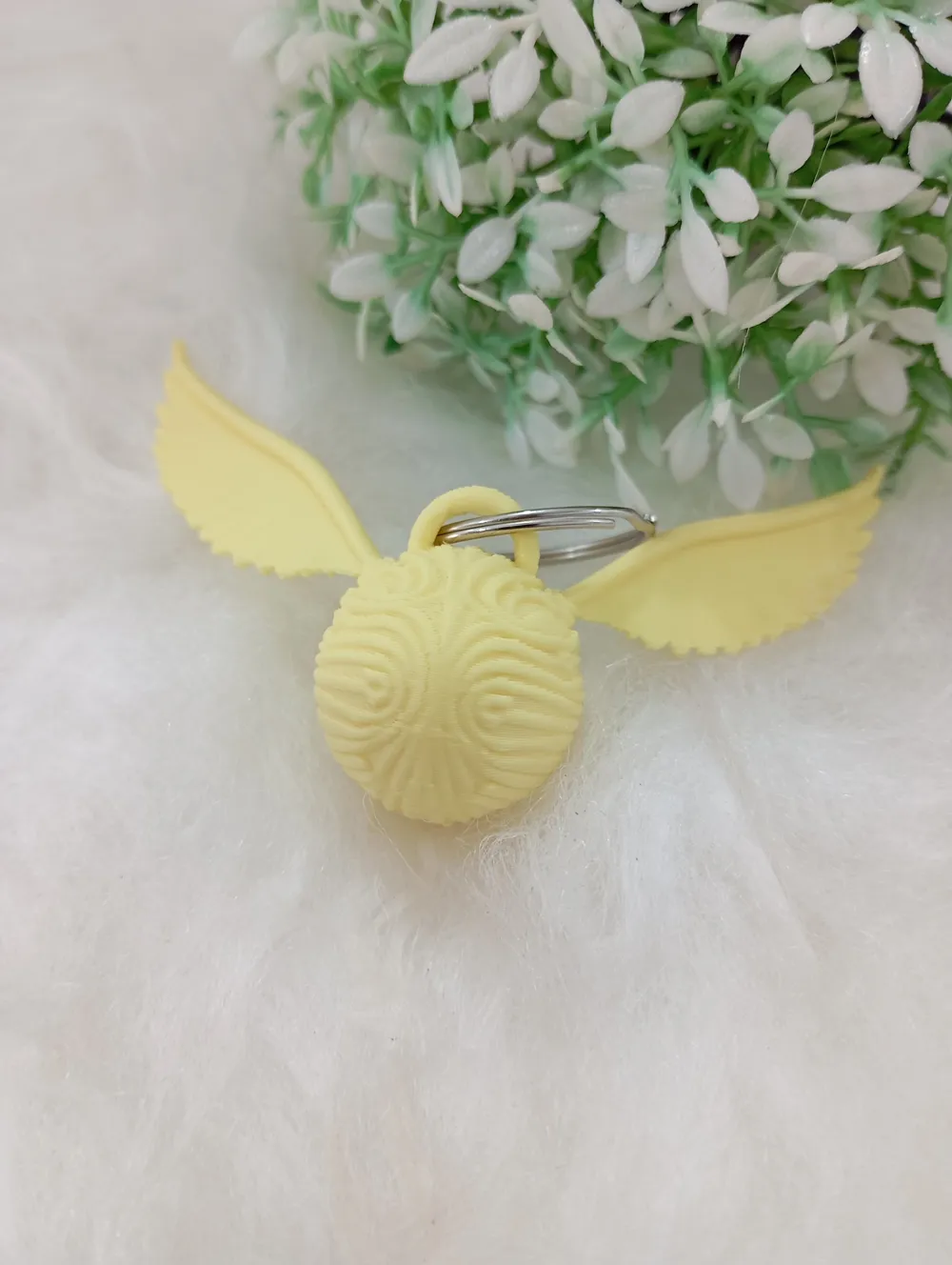Harry Potter Golden Snitch Keychain - Free 3D Print Model - MakerWorld