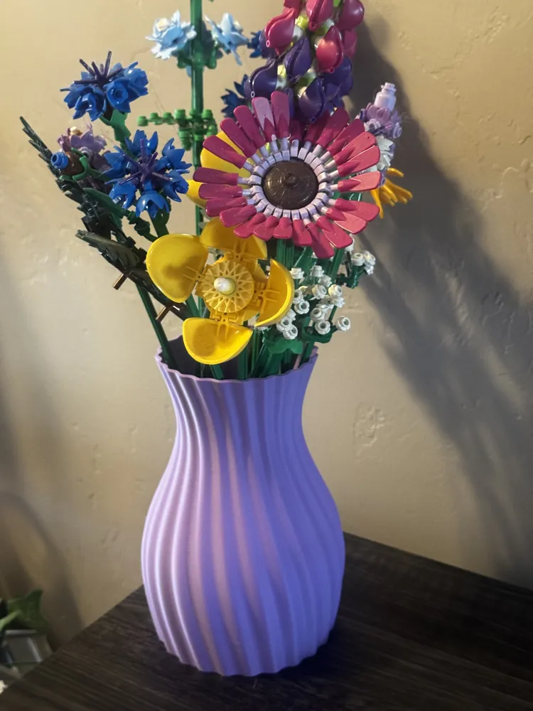 Wave Vase for Brick Flowers by Justin Newbold MakerWorld: Download Free ...