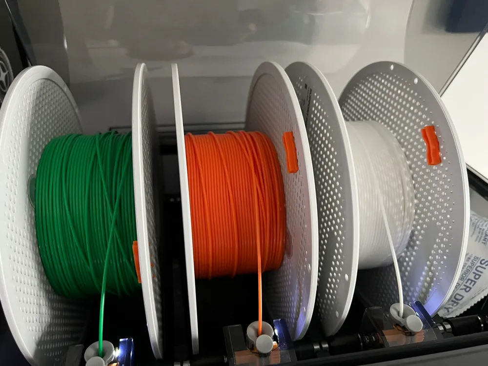 THE Filament Clip Bambu Spool AMS compatible / Daily driver, No need to remove in AMS by ...