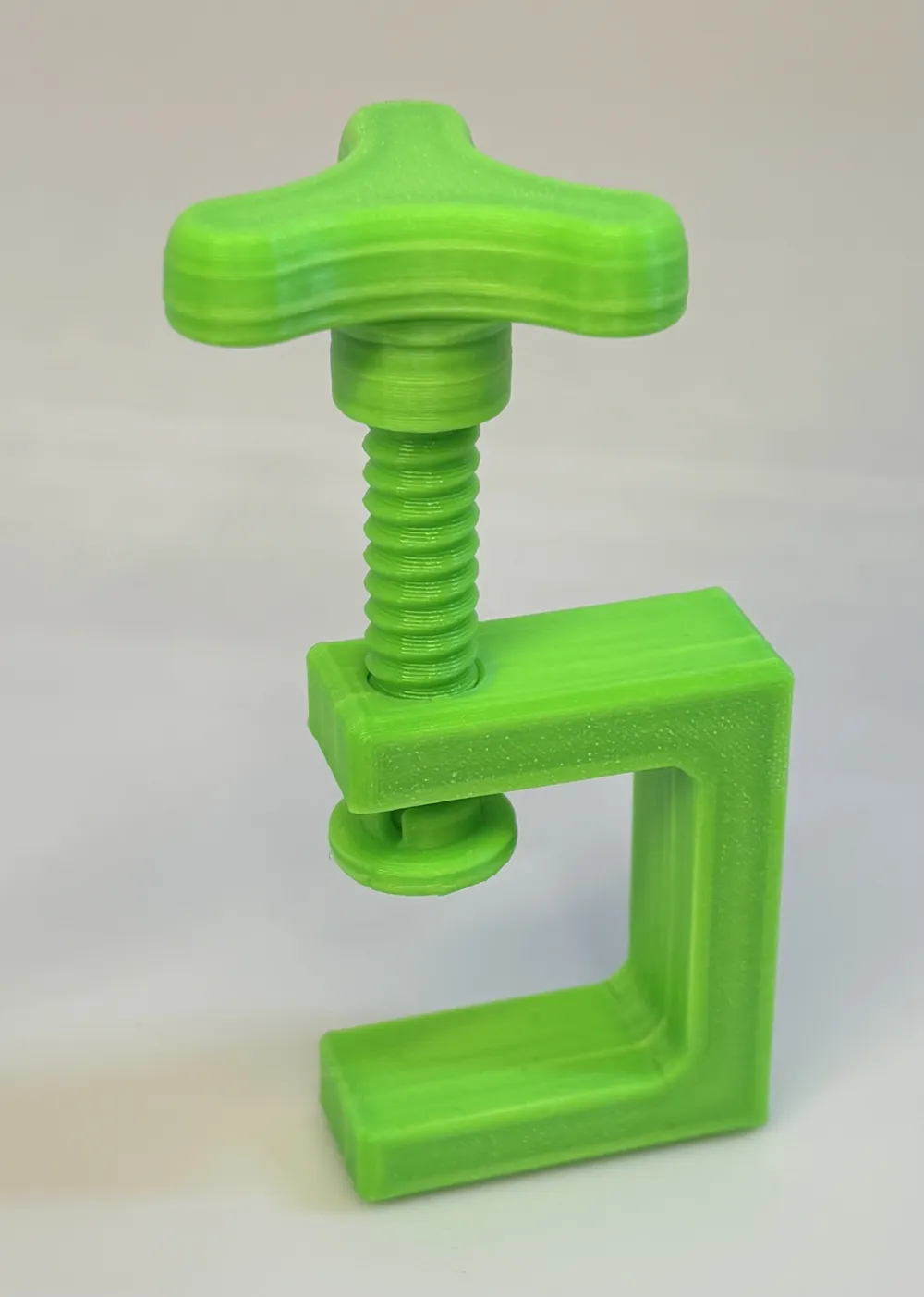 Small Clamp with Easy Turn Knob - Free 3D Print Model - MakerWorld