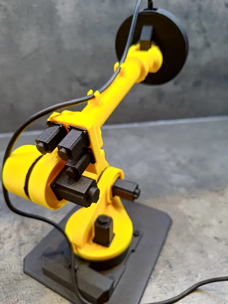 ROBOT PHONE STAND - Free 3D Print Model - MakerWorld