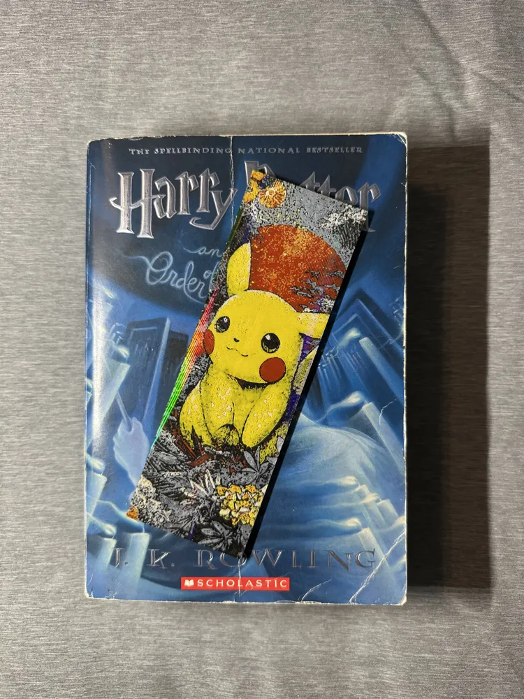 皮卡丘 1 书签 - Flatforge 来自 Hey Ben MakerWorld：免费下载 3D 模型