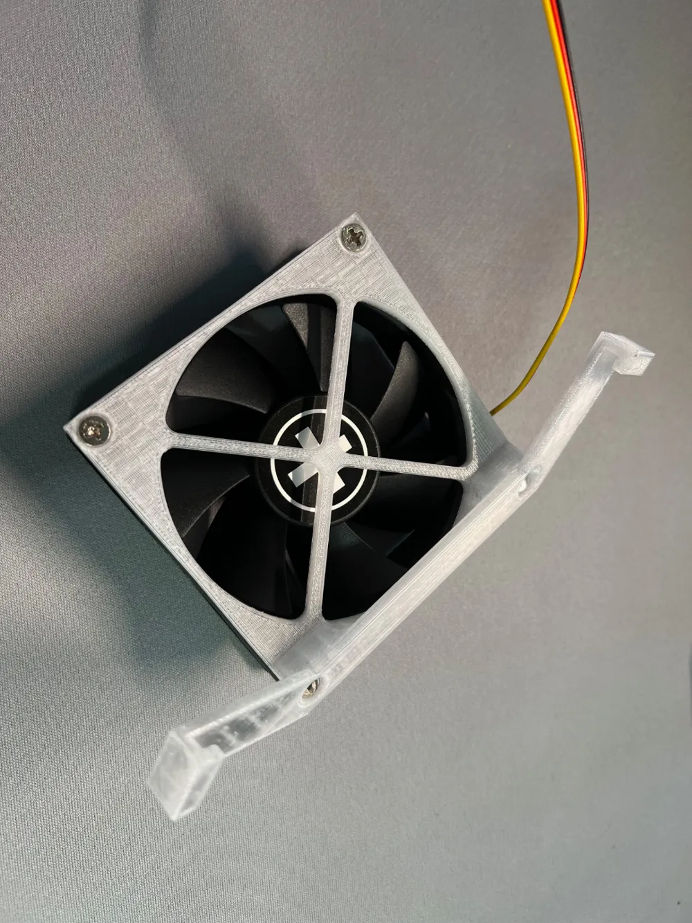 80mm fan bracket for plant cabinet (Ikea Blaliden) by aix400 - MakerWorld