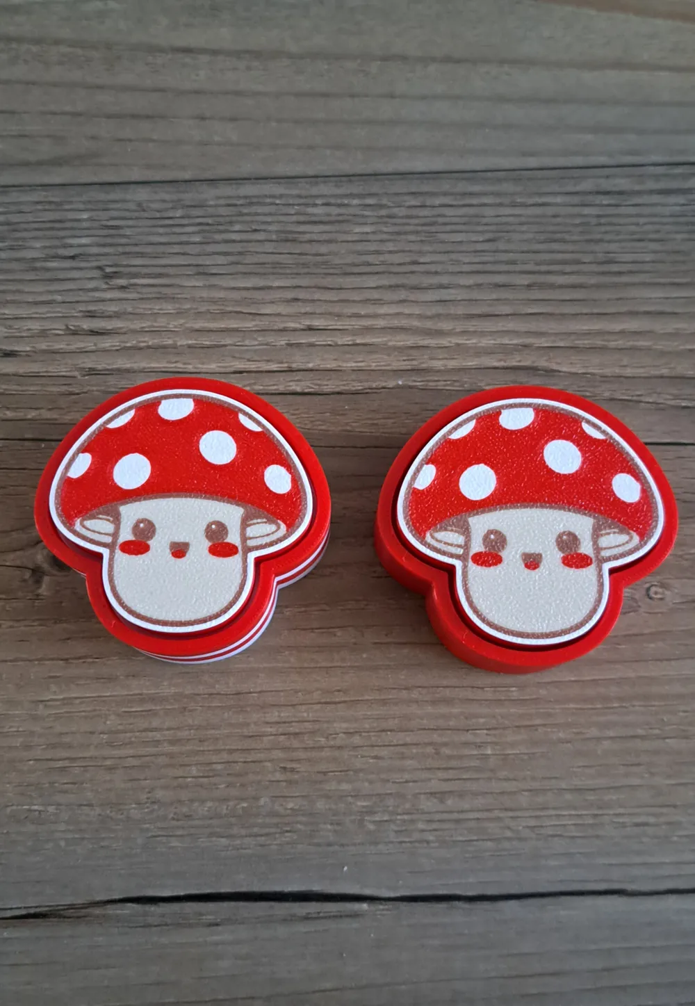 Cute kawaii mushroom fidget clicker toy - Free 3D Print Model - MakerWorld