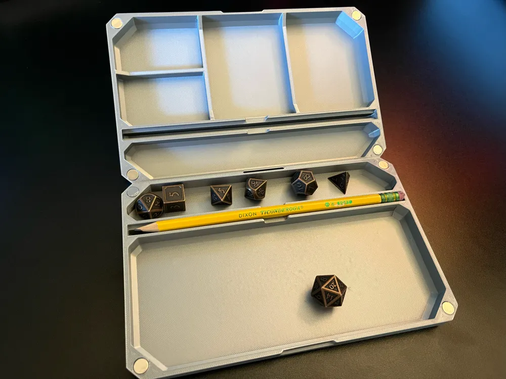 Dice Box with Design (Magnetic) - Free 3D Print Model - MakerWorld