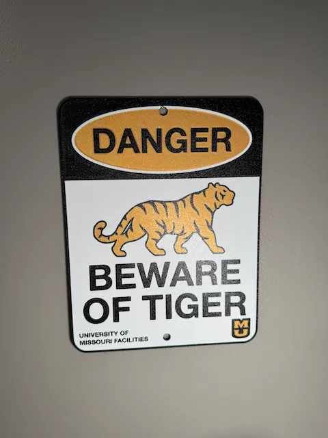 Beware of Tiger – Mizzou-Themed Wall Sign by dcv designs - MakerWorld