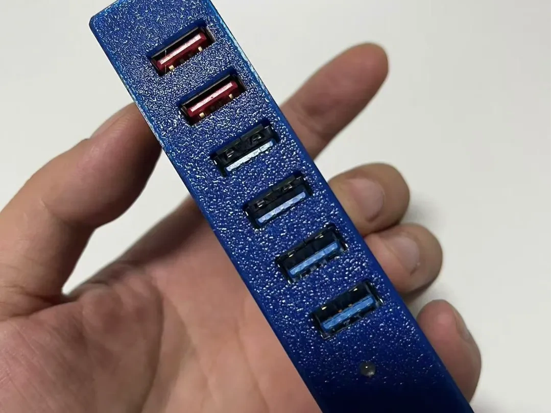 Old Five USB-HUB by user_3967117185 - MakerWorld