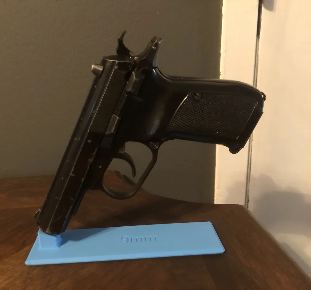 9mm Pistol Stand by Naughty Engineer - MakerWorld