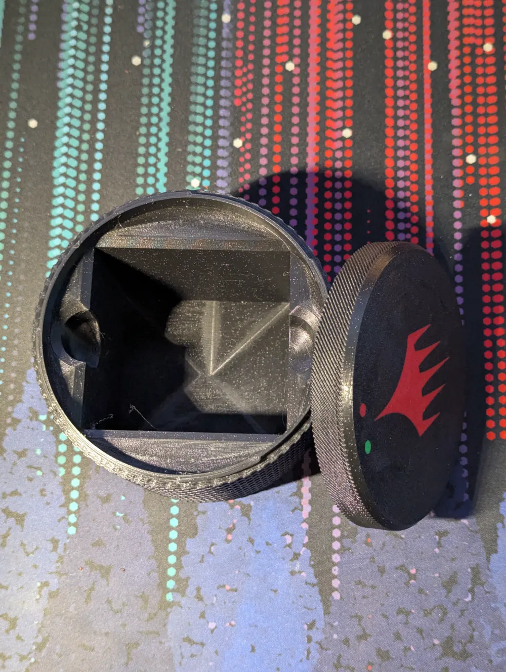 Round MTG Commander Deckbox by Ward - MakerWorld