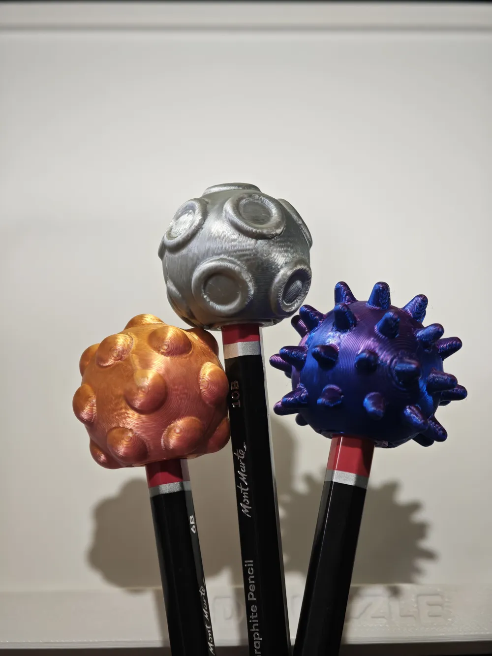 PENCIL CAP-ROTATE FIDGET BALLS 无需轴承 by TOYSSS MakerWorld: Download Free ...