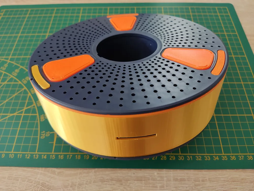 Sunlu Spool Piggy Bank by Kamil MakerWorld: Download Free 3D Models