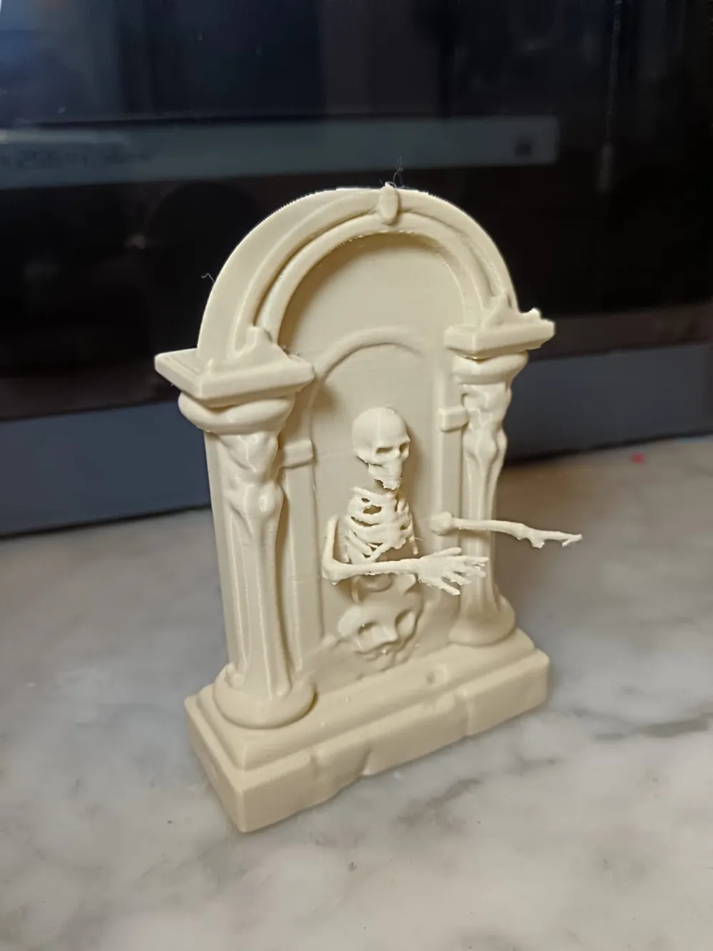 Skeleton Gravestone by Aleandrus MakerWorld: Download Free 3D Models