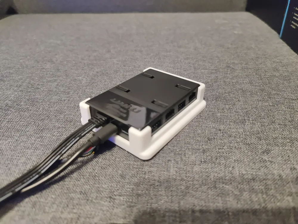 Lian Li Uni Fan SL-INF-AIO Mount for SSD 2.5" by IQndk - MakerWorld