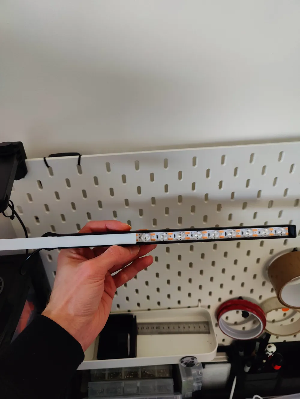 Ikea Skadis Flexible LED Bar - Free 3D Print Model - MakerWorld