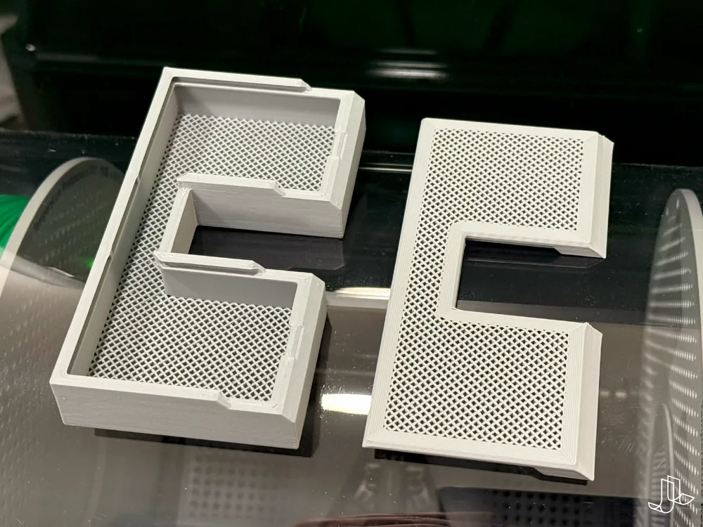 SPILLPROOF2 AMS 2 Pro Desiccant Boxes - Rear Spot - Free 3D Print Model ...