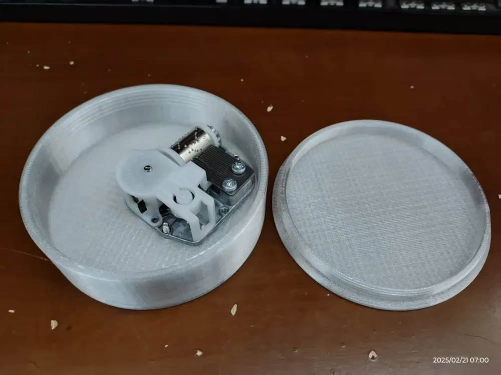 Music Box Turntable (compatible with K014/K015 piano music boxes) by shark - MakerWorld