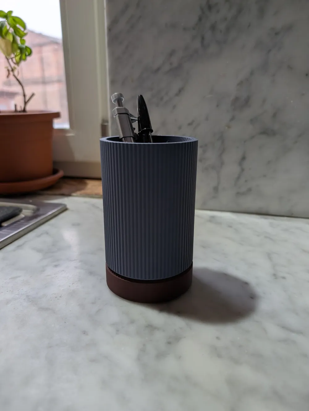 MONYKA - Modern Fluted Pen Holder by freshfish23 MakerWorld: Download ...