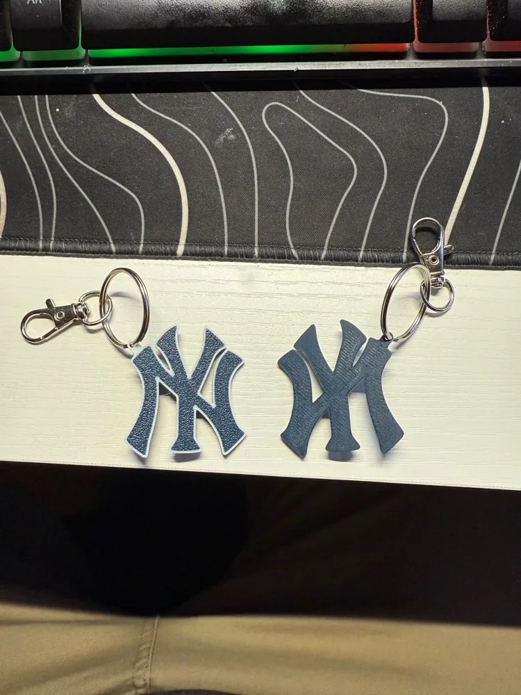 New York Yankees Keychain by oscars A1MakerWorld: Download Free 3D Models