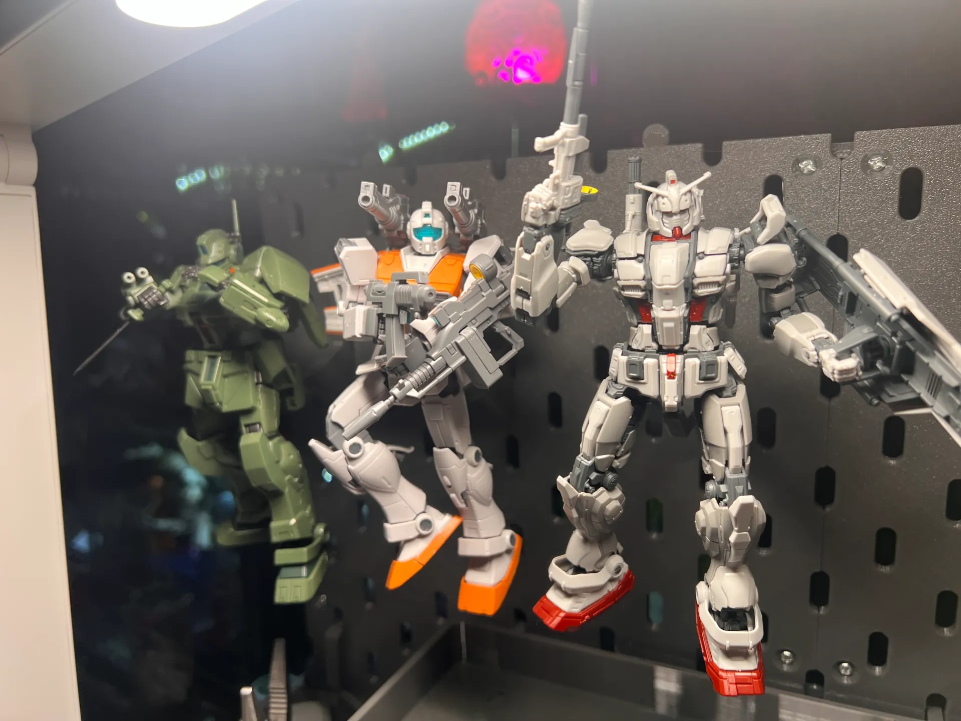 IKEA Pegboard Gundam Hook Holder by SnakeKwok - MakerWorld