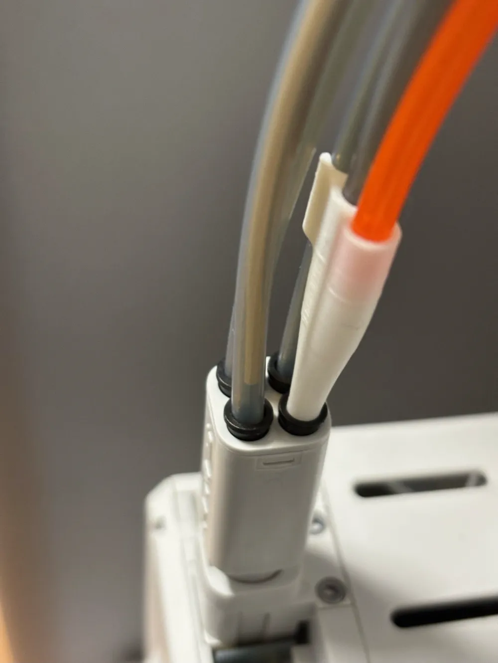 A1 mini External spool splitter and tube clamps by strolsie - MakerWorld