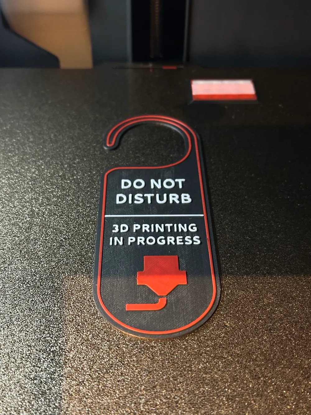 Do Not Disturb 3D Printing In Progress Remixed by Buzzzz - MakerWorld