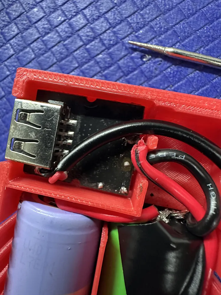 DIY power bank - Free 3D Print Model - MakerWorld