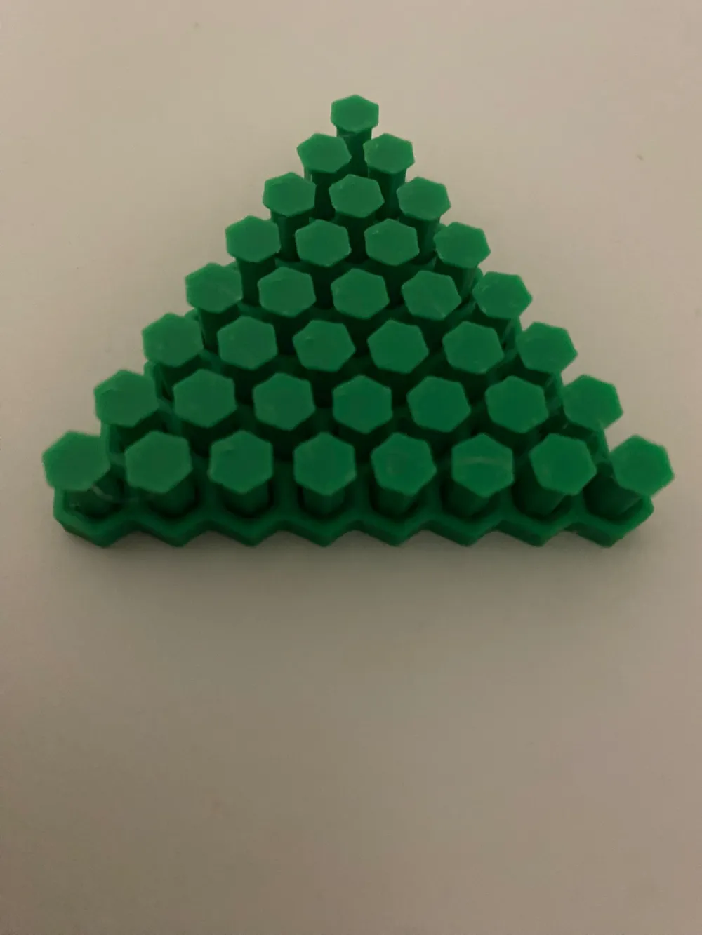 Triangle Pin Fidget v2 by Ronootje - MakerWorld