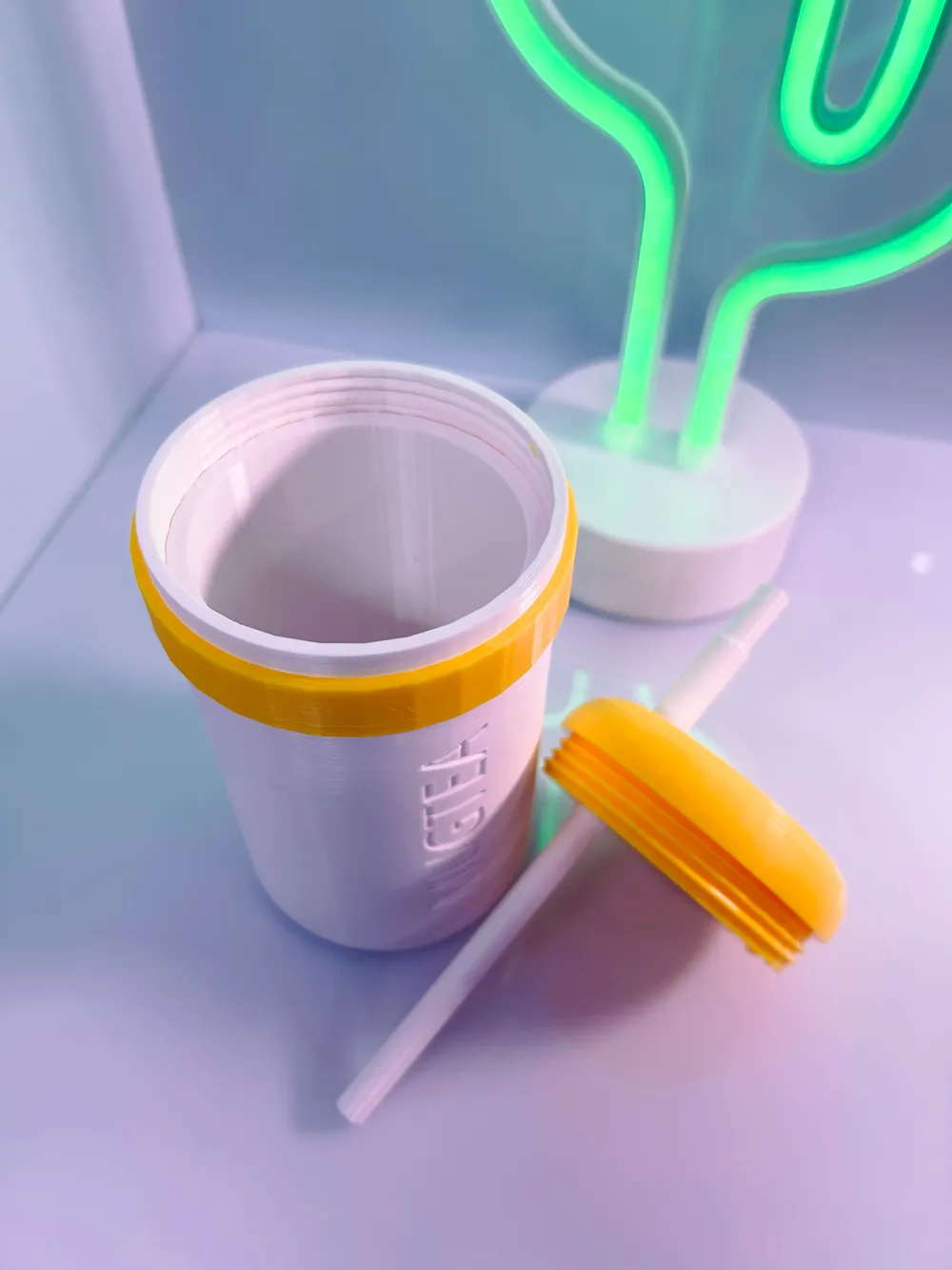 MugTea with Dual Lid, Tea Filter, Anti-Slip Grip by Lukas Steiner ...