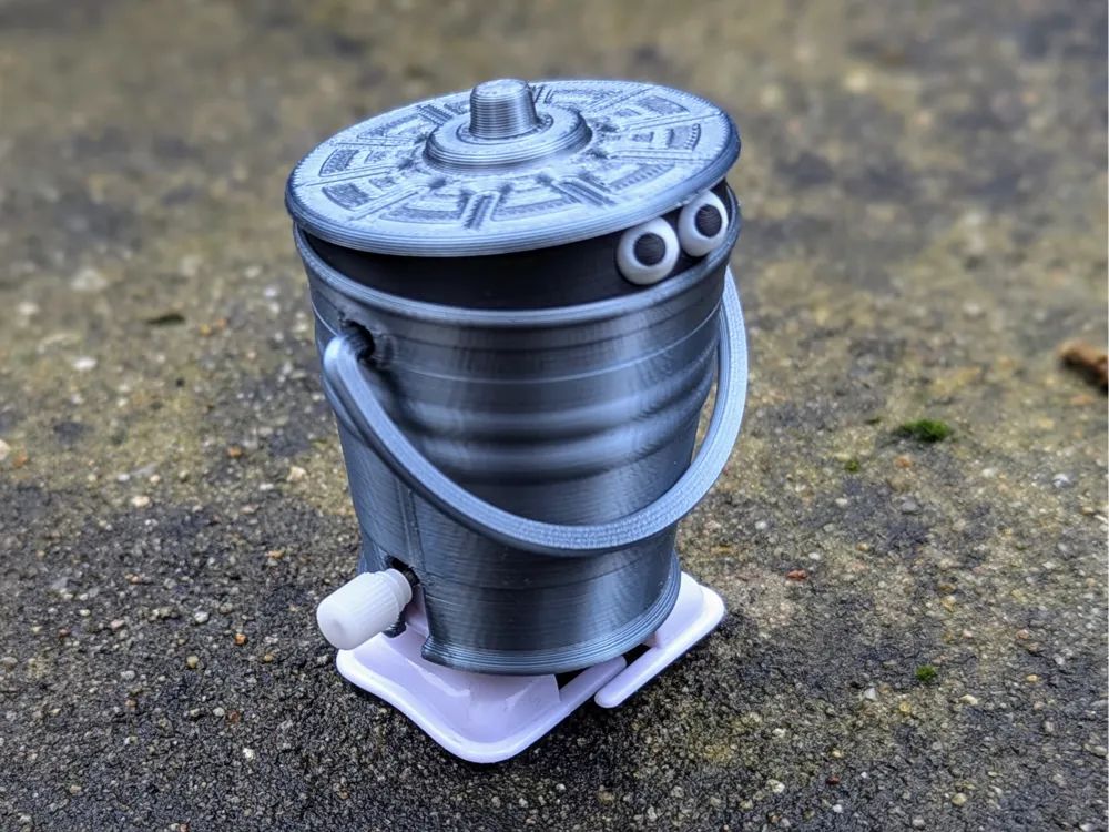 Walking Bucket by blecheimer - MakerWorld