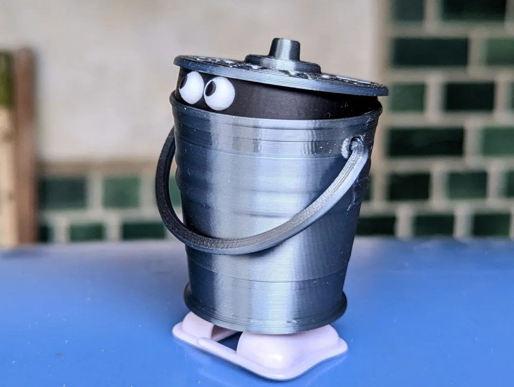 Walking Bucket - Free 3D Print Model - MakerWorld
