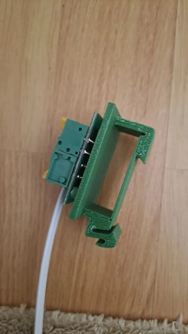 DIN holder for RJ12 splitter by czzapik - MakerWorld