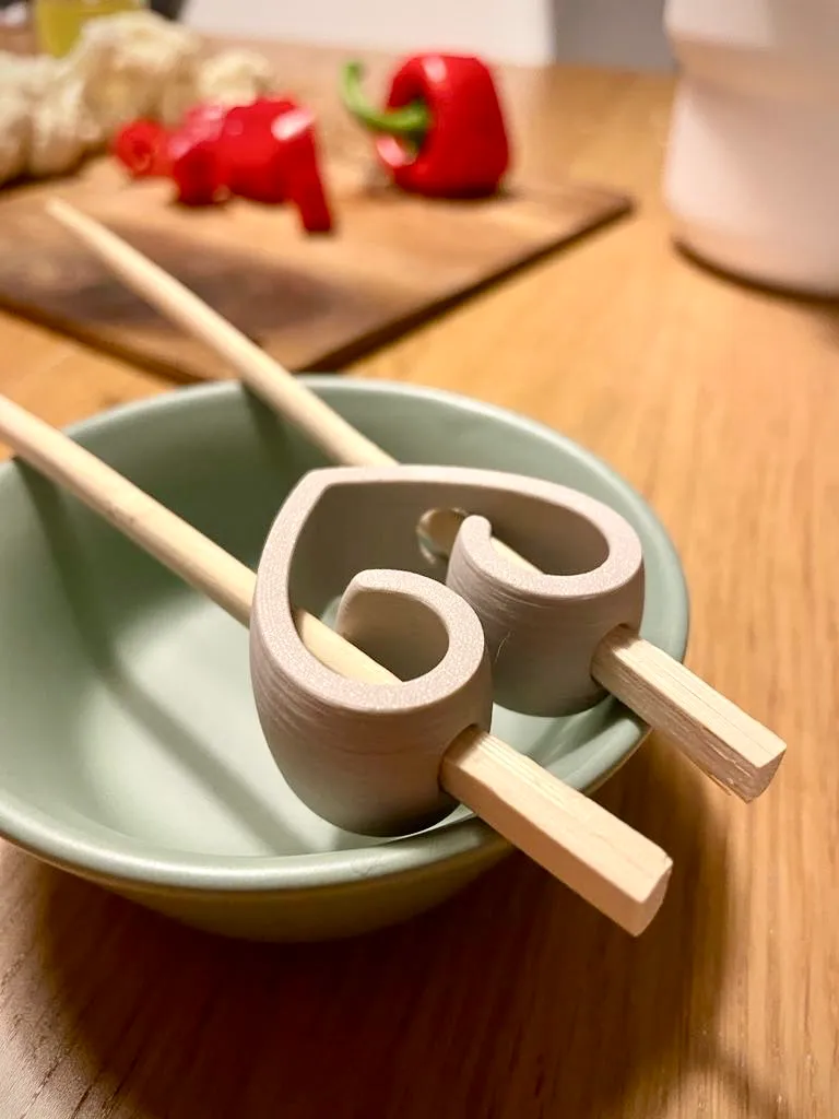 Chopstick Helper by Jurdis - MakerWorld