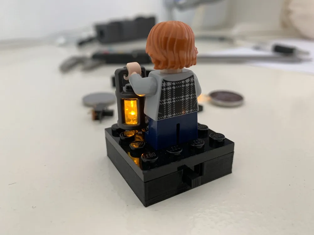 LEGO 4x4 Battery Base with Switch (LED) by Bas van der Ploeg - MakerWorld