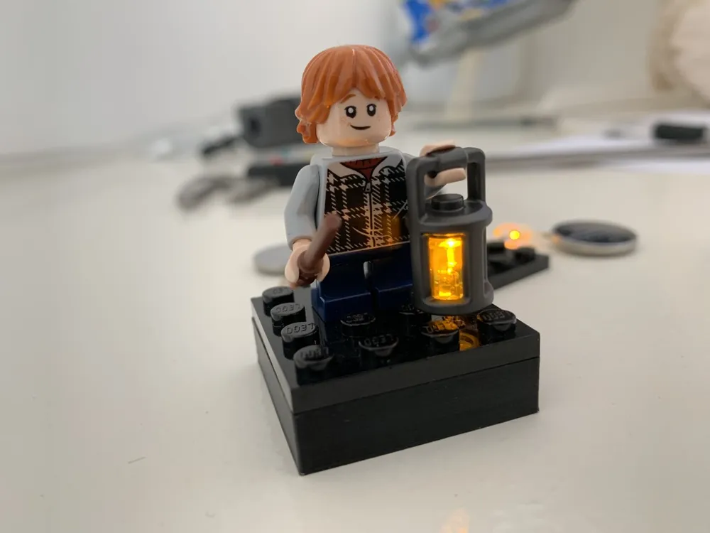 LEGO 4x4 Battery Base with Switch (LED) by Bas van der Ploeg - MakerWorld