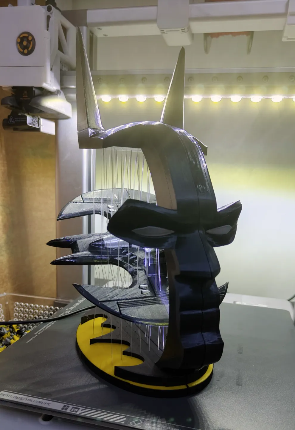 Suspended Batwing - Free 3D Print Model - MakerWorld