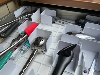 Gridfinity Kitchen Drawer (Parametric) Remixed by Trinitor MakerWorld ...