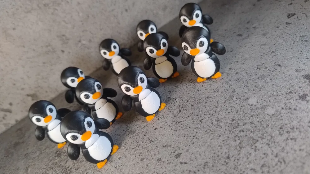 Cute Flexi Penguin keychain - Free 3D Print Model - MakerWorld