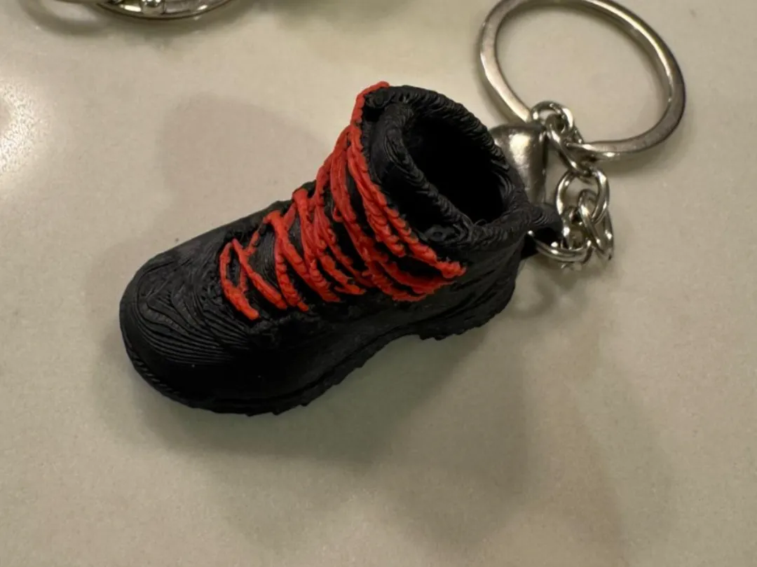 Winziger Wanderstiefel – Kostenloses 3D-Druckmodell – MakerWorld