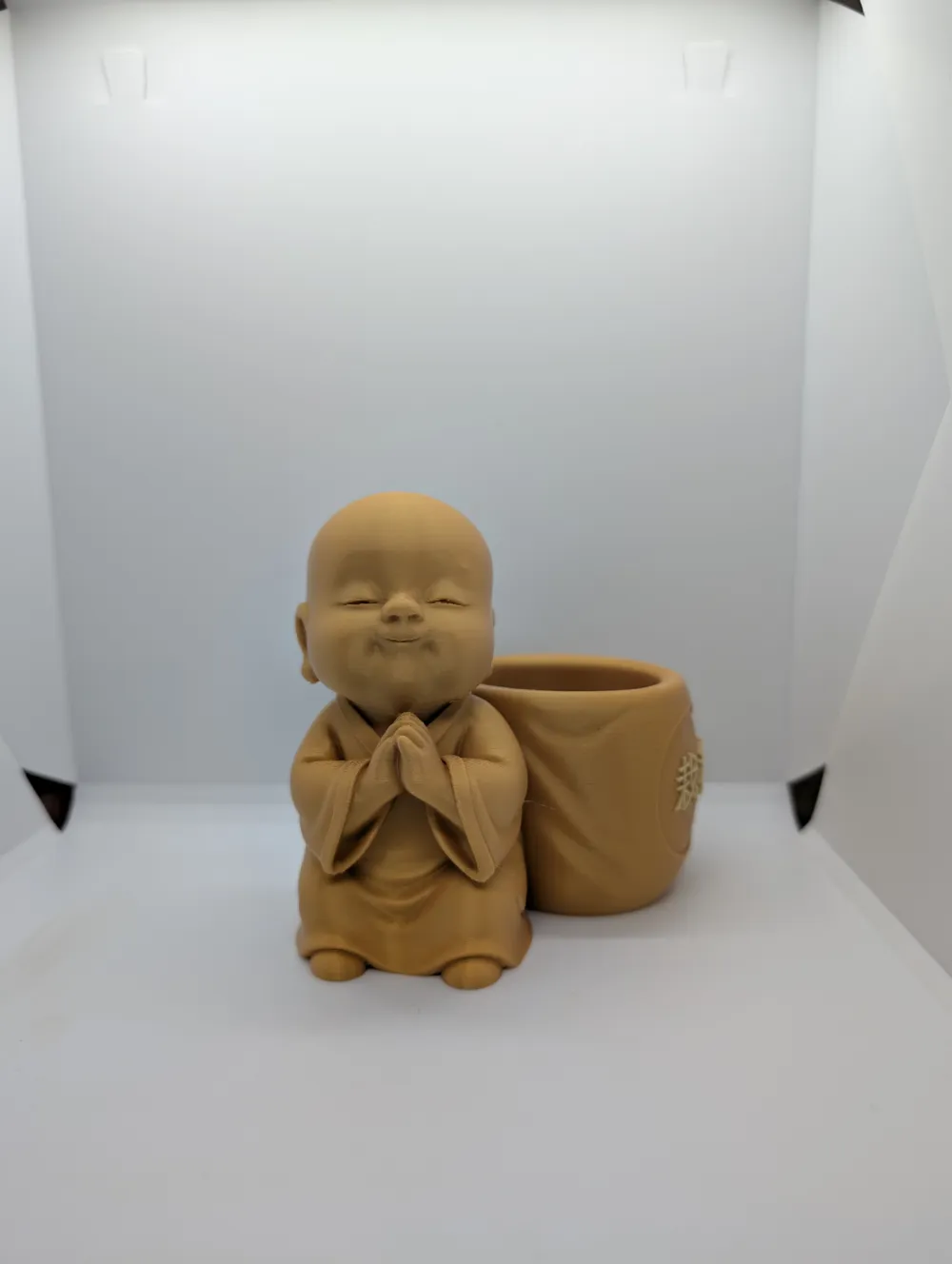 Smiling Buddha Planter – Customizable Zen Pot by Handsin3d MakerWorld: Download Free 3D Models