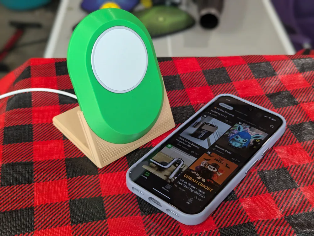 Pixelsnap Charger Stand by JamesThePrinter MakerWorld: Download Free 3D Models